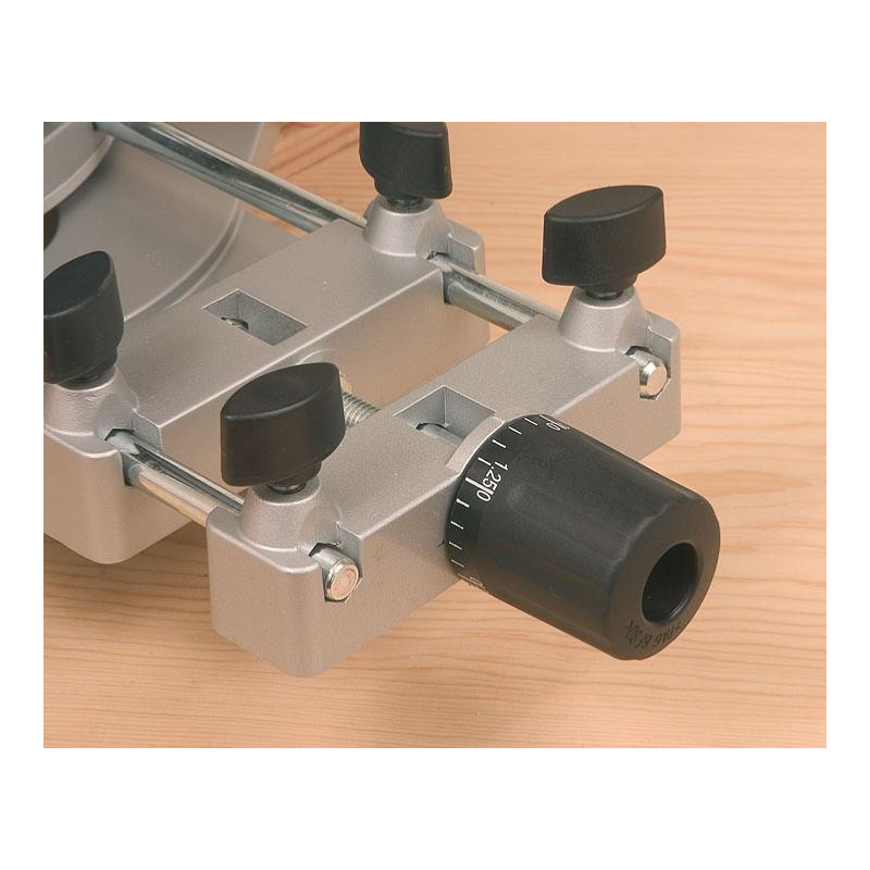 Défonceuse 1010W FR277R VIRUTEX